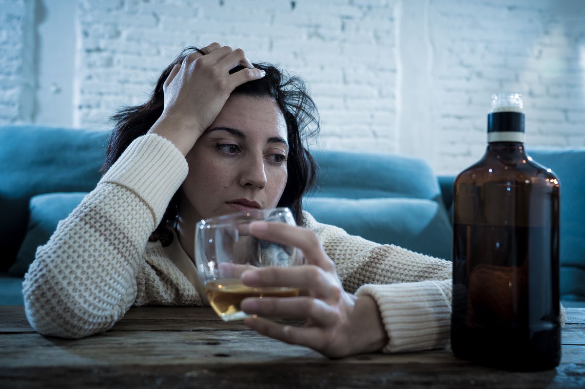How Alcohol Affects the Body of Men vs. Women | Footprints Beachside ...